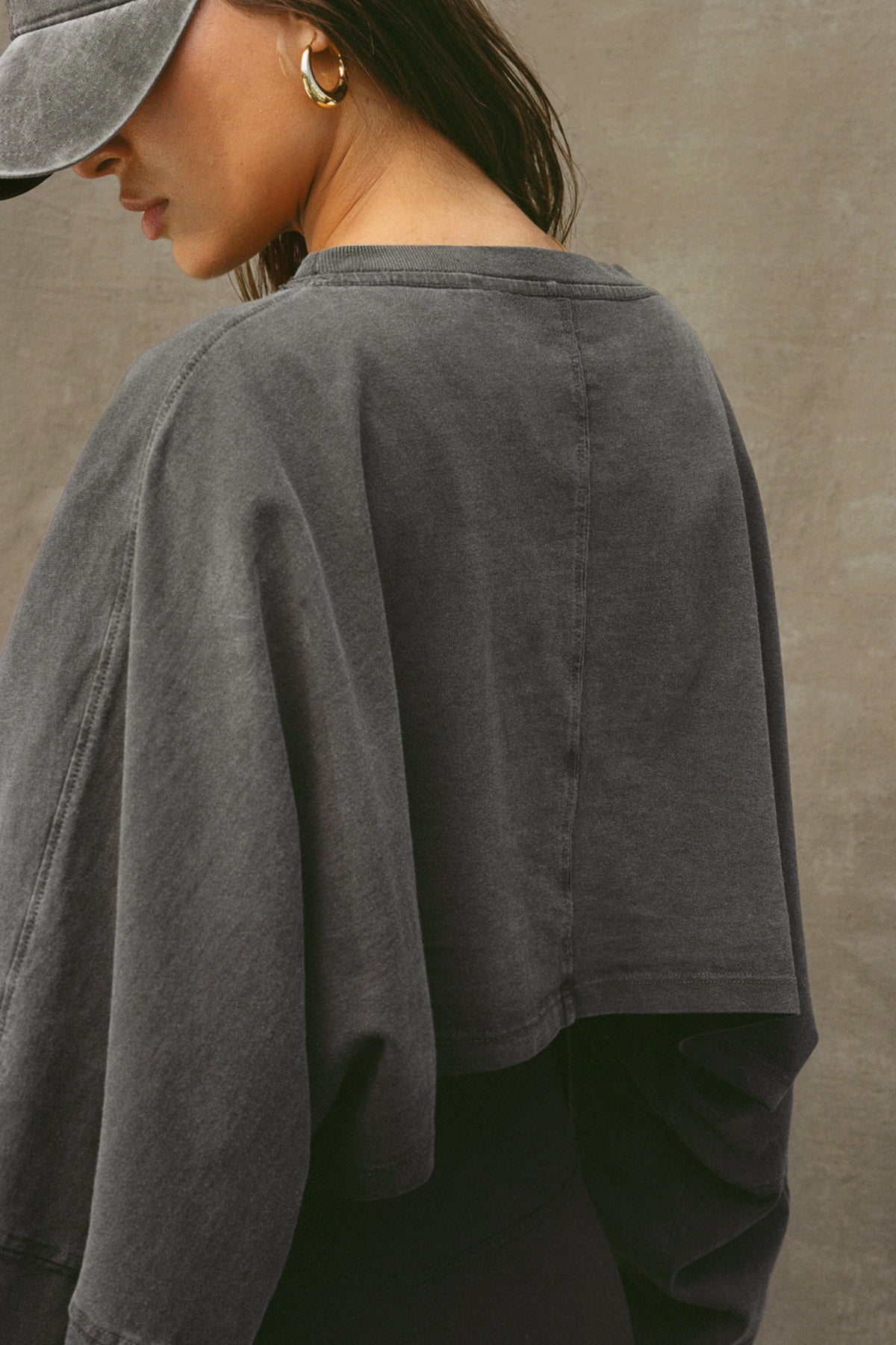 Slouchy Crop Long Sleeve - Washed Black Cotton – JOAH BROWN®